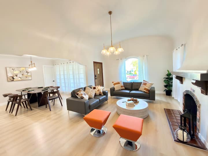 4bd/2ba Stylish Remodeled Retreat Modern House - Alhambra, CA