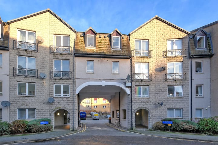 City Centre 1 Bedroom Apartment With Free Parking - Aberdeen