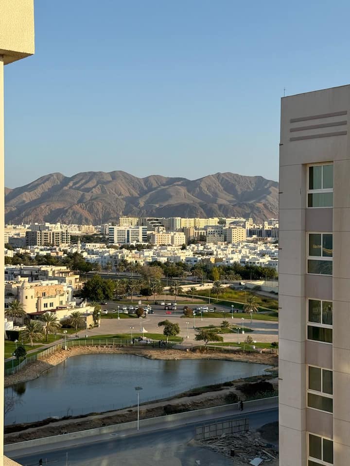 2br Beachfront Oasis | Balcony With Mountain View - Muscat