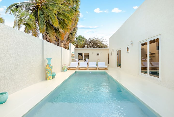 Soulful Escape – Spacious 5br Villa By Bocobay - Aruba