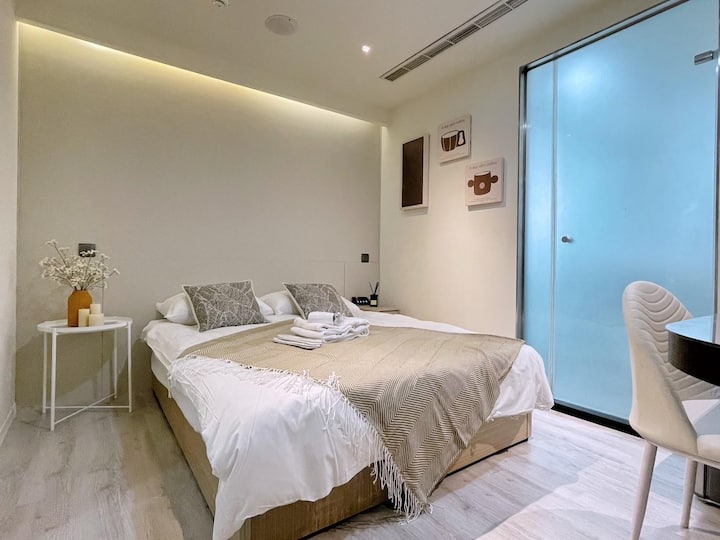 Near Ximen Dollhouse 501 - Taipei City