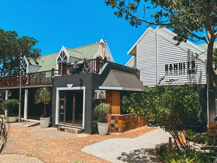 Bandits Inn - Sedgefield