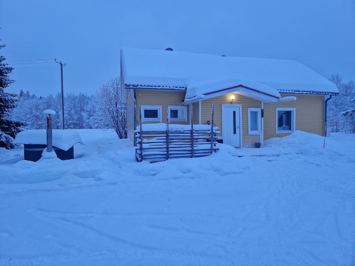 Traditional Finnish Farm House Near Rovaniemi - Lapland