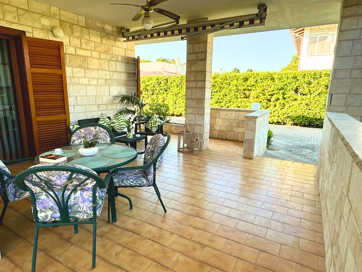 Villa Chiara - Villetta Vista Mare, 4 Posti Letto - Taranto