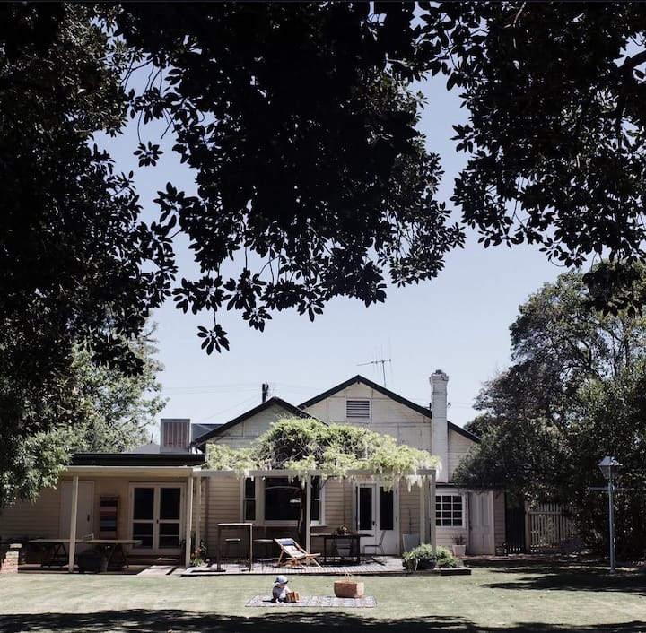 Restored Heritage Home Yarrawonga · Walk To Lake - Mulwala