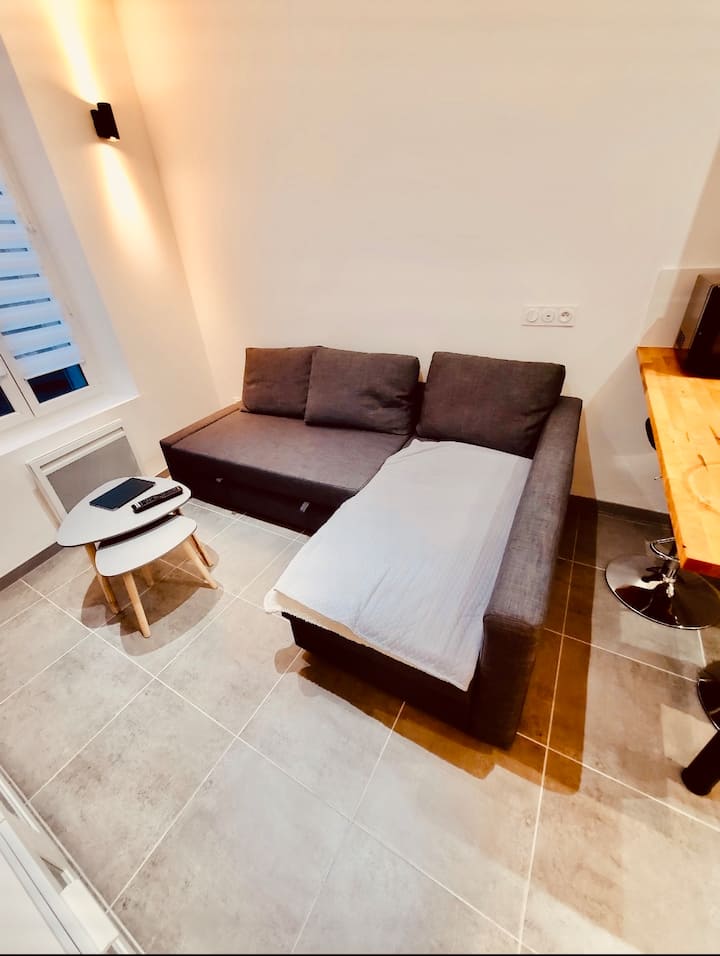 Studio Cosy Et Moderne Hyper-centre + Parking - Orléans