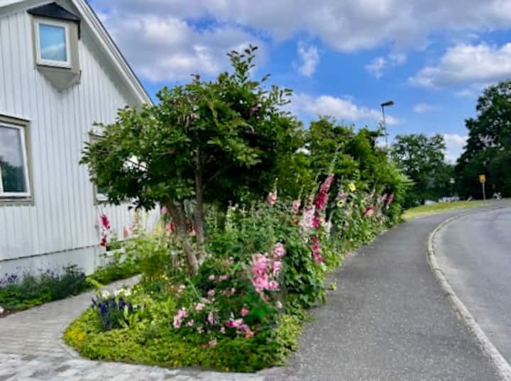Underbart Stort Drömhus Med Sjöläge - Alingsås