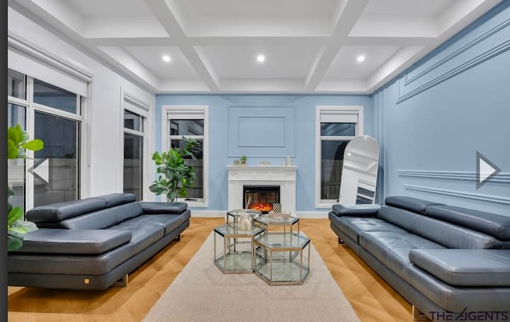 Enjoy Luxurious Living In The Masterpiece! - Melton