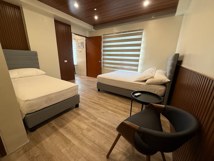 Family Room @ Mesavirre | 3 Beds | 2 T&b - Bacolod