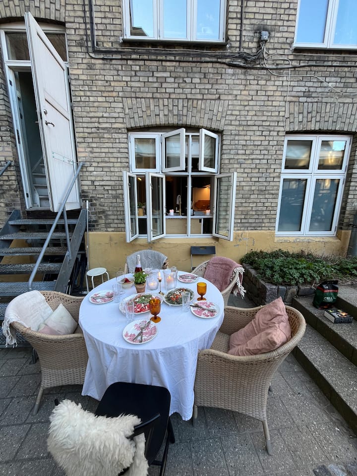 Idyllisk Lille Stuelejlighed Ud Til Søerne - Copenhagen