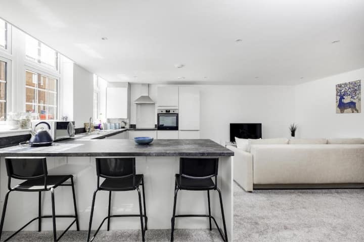 Modern 2bed Apartment-ground Floor-free Parking - Sherwood Forest