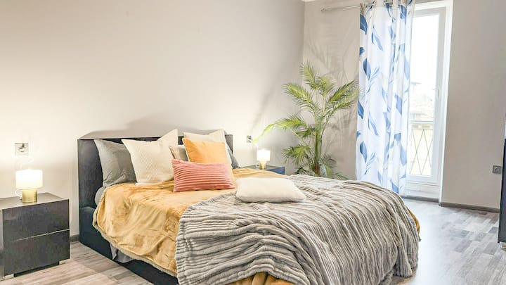 [Piazza Erbe] Lift | Palazzo Maffei - Verona