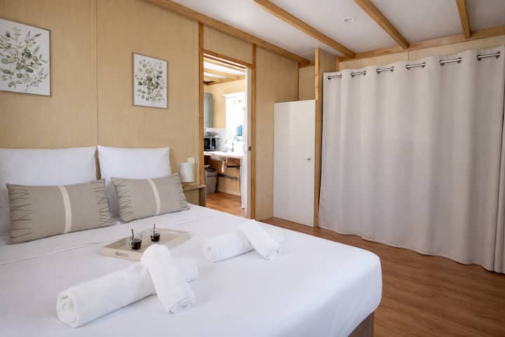 Corail: Mobil-home Pmr Avec Terrasse, Linge Inclus - Saint-Hilaire-de-Riez