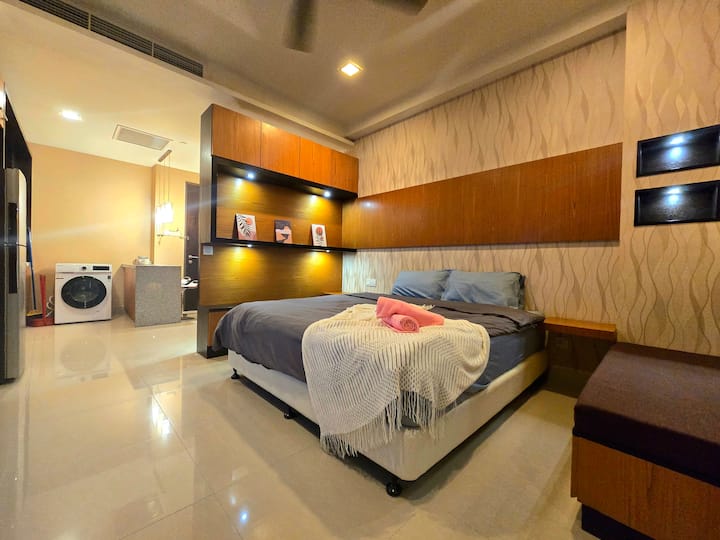 Netflix Shaftsbury Kingbed 40inc Smarttv Cyberjaya - Putrajaya