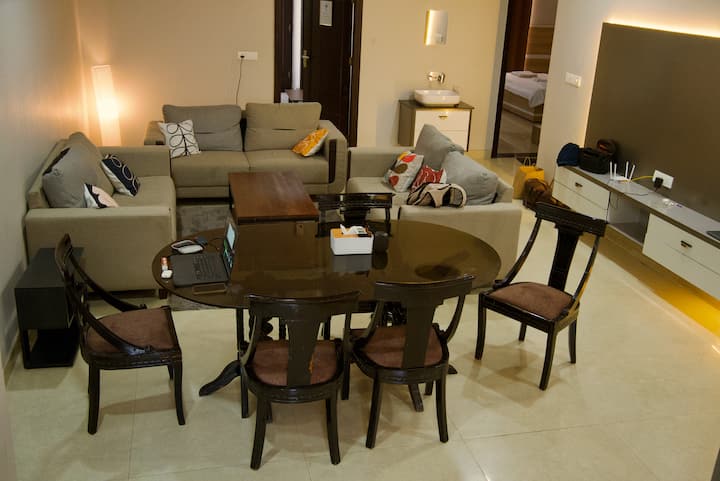 Amur Stays 4: 6 Bedroom Independent Floors - Mohali