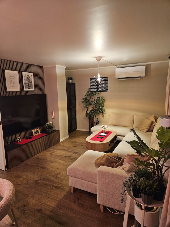Cozy 3-bedroom Home In Forus - Stavanger