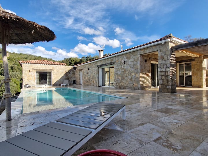 Grande Maison Au Calme Avec Piscine Proche Plages - Ajaccio