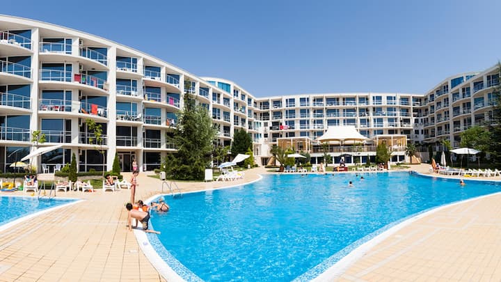 Kj Apartments - Pool - 3 Min From The Beach - Burgas