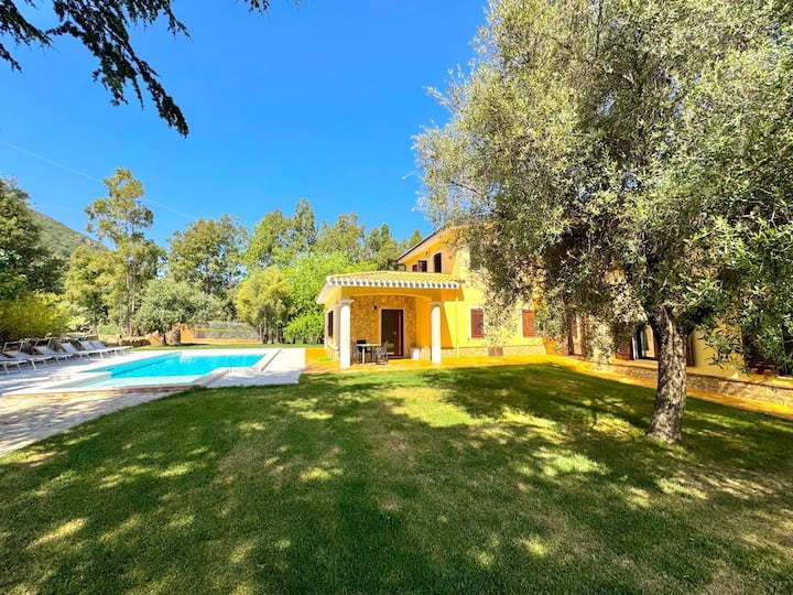 " Villa With Pool Luxury " - Cardedu