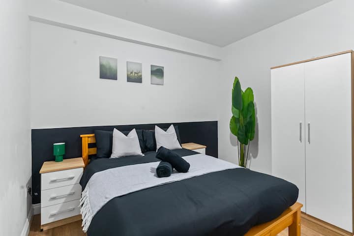 Spacious Central 1 Bed Flat - Leicester
