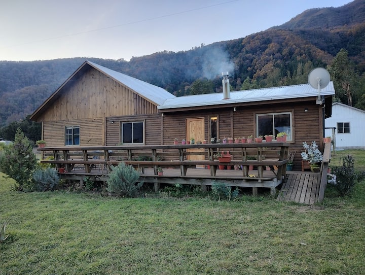 Refugio Paso Nevado · Cabaña De Montaña - San Clemente, Chile