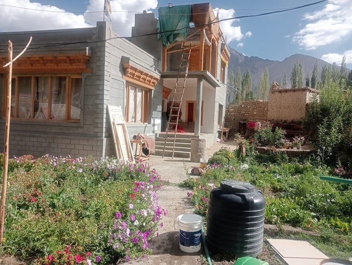 Solpon House - Leh
