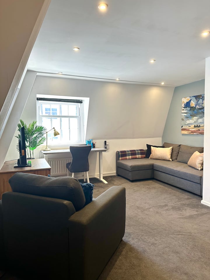 Penthouse Near Park | Air Con | Guest And The City - 브라이턴