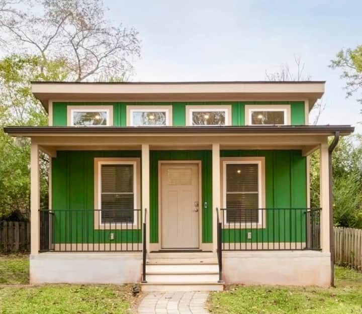 Private Quiet Cottage | Walk To Uva And Hospital - Charlottesville, VA