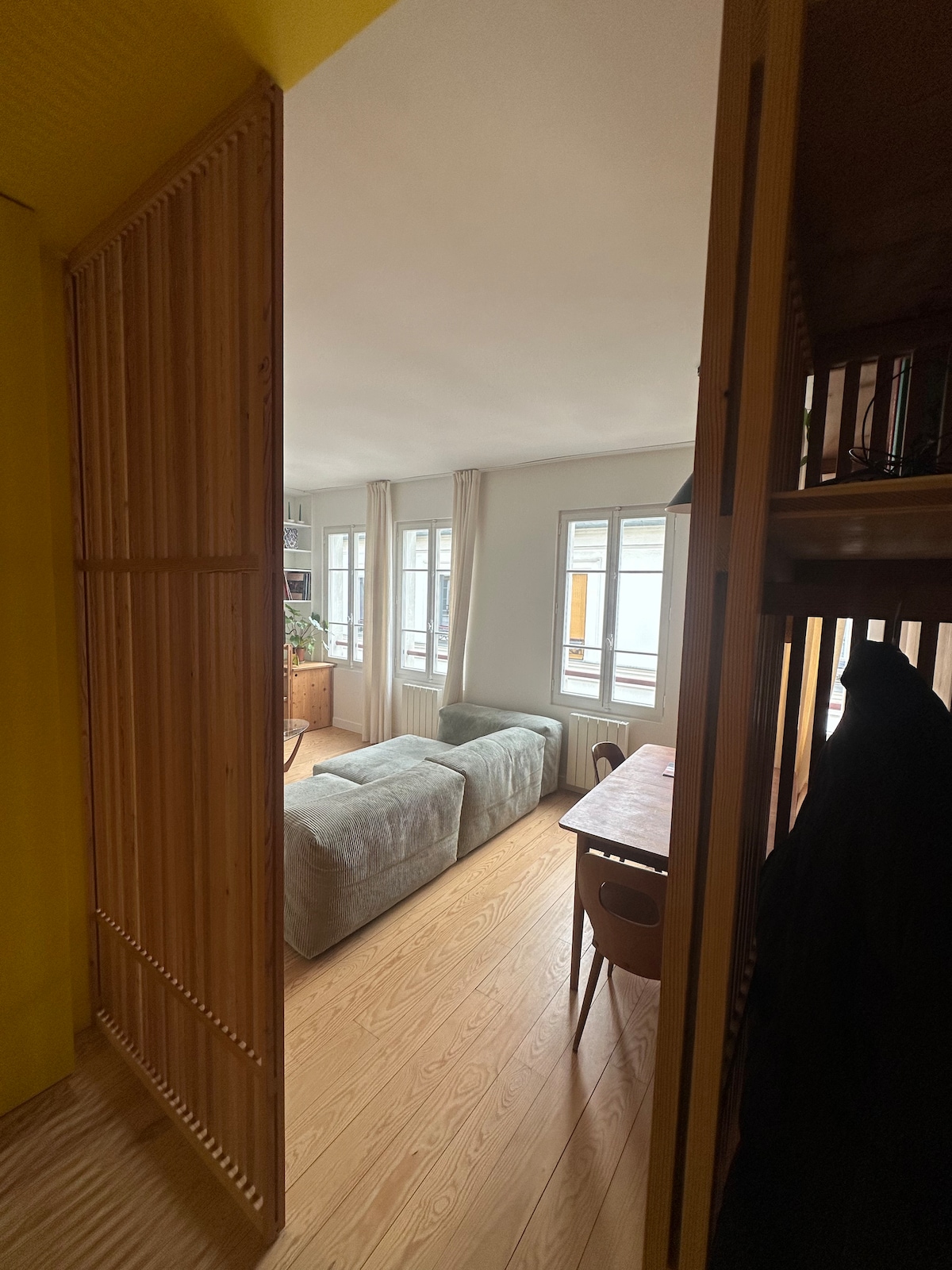 Acogedor y tranquilo en el corazón del distrito 11 - Nido de madera ...