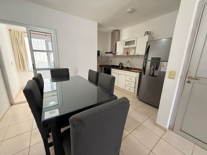 Departamento Céntrico Frente A Supermercado - Ituzaingó