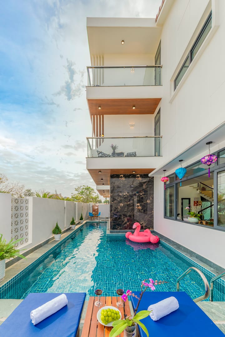 Hoian Luxury 8br· Walk To Beach · Pool & Balconies - Hội An