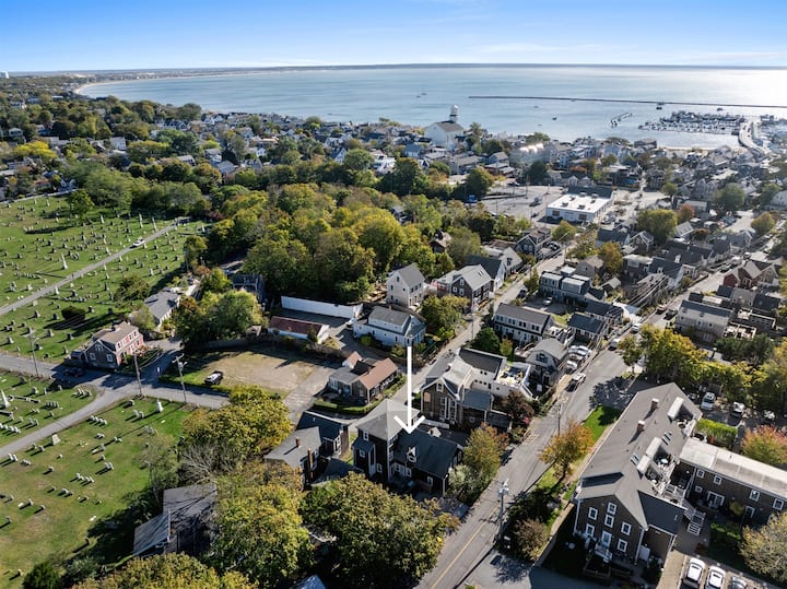 Far Point Flat, 1br - Short Walk To Ptown Center - Provincetown, MA