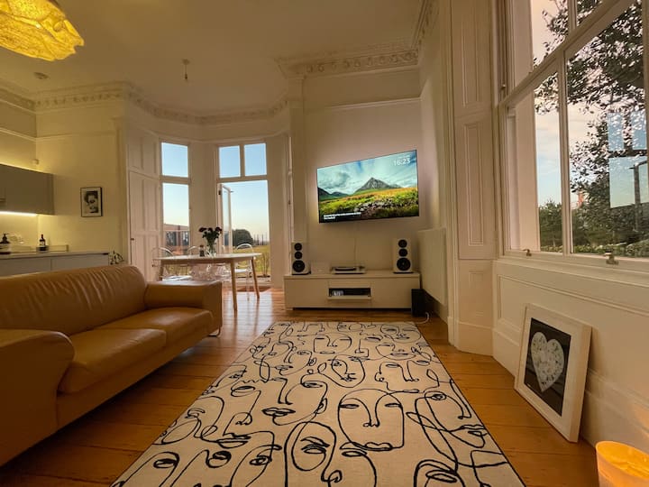 Elegant Grade Ii Listed Ground Floor Apartment - Southport