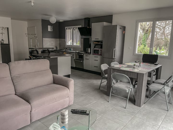 Pont De La Maye - 3 Chambres - Jardin & Tram - Villenave-d'Ornon