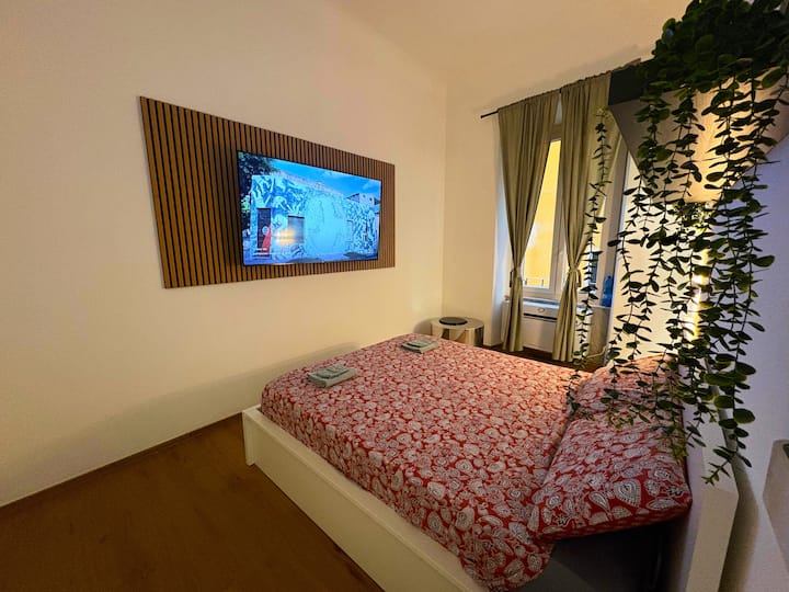 -Marble City Studio- + Free Parking [City Center]- - Carrara