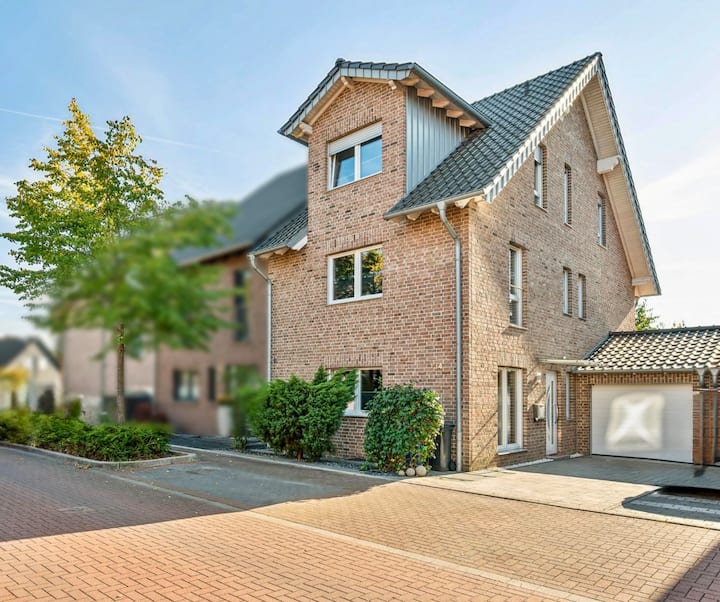 Modernes Ferienhaus Nahe Dus| Sauna Optional|160qm - Neuss