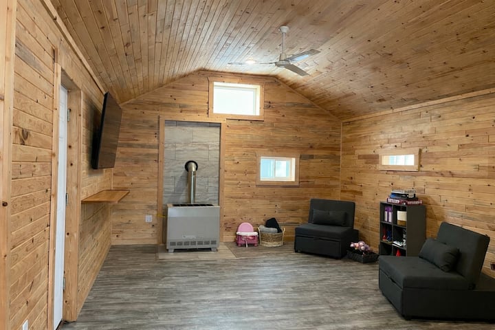 Historic House |Family-friendly|spacious|walkable - アルピナ, MI