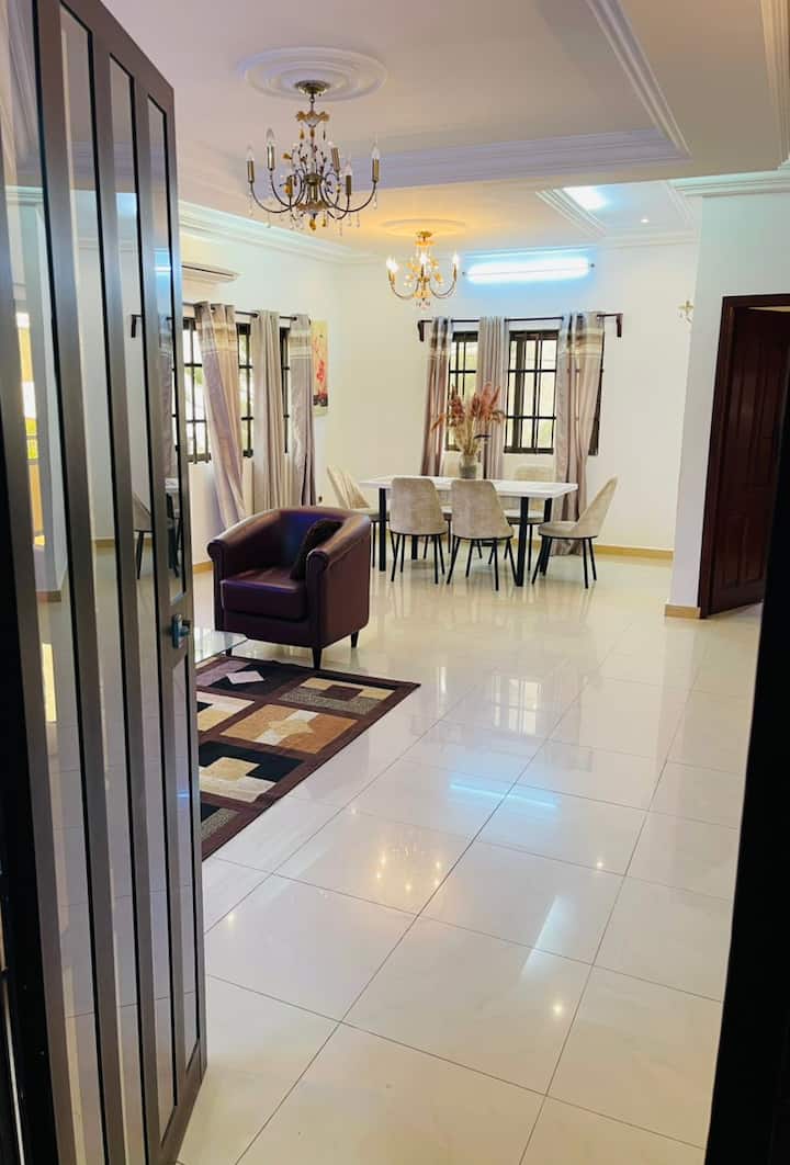 Appartement Chaleureux Et Confortable à Cotonou - Cotonou