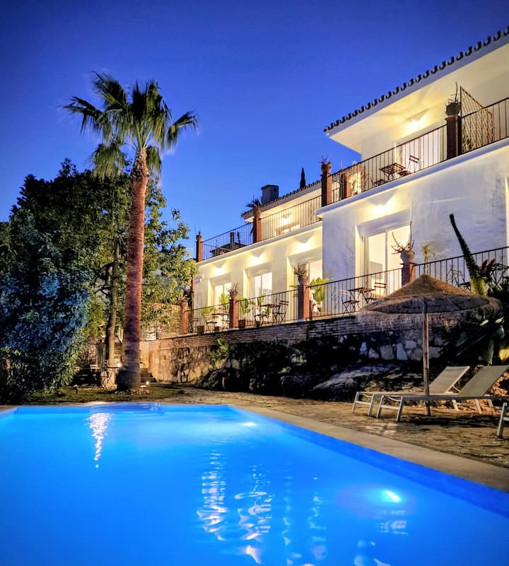 Gran Villa Con Vistas Al Mar. 24 Huéspedes! - Costa del Sol