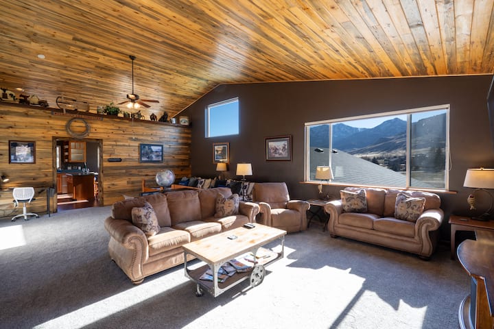 Yellowstone North Entrance, 2 Beds, 2 Bath - Gardiner, MT