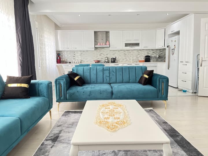 Kaş Merkezde Bariş Sokakta. - Kaş