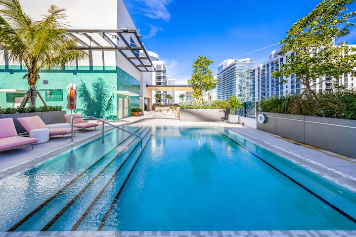 New Miami Condo With Pools, Gym & Resort Amenities - Miami