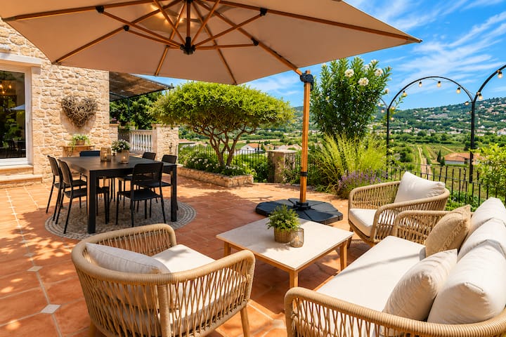 Villa Dexception Avec Jardin - Nice