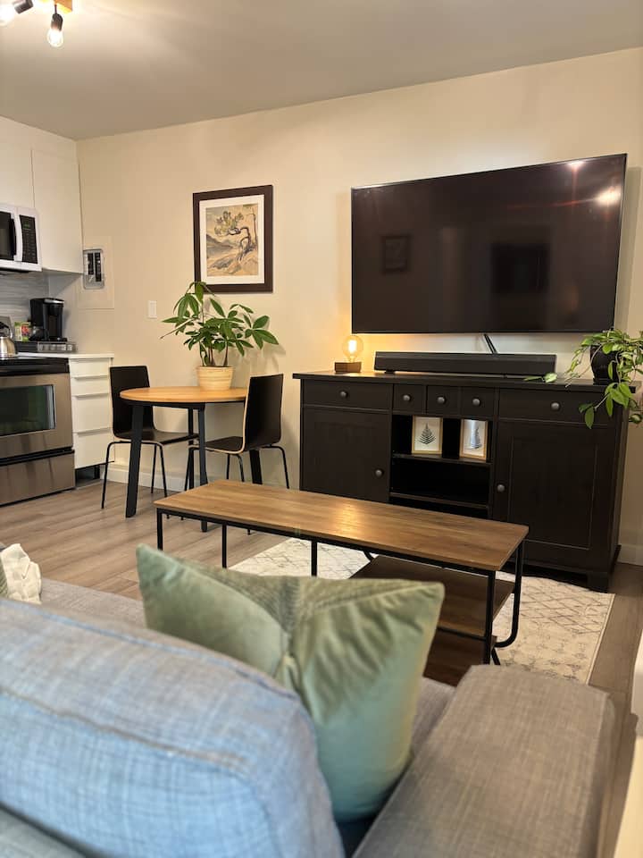 Eagle's Nest - Mount Seymour