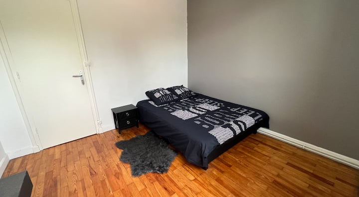 Chambre Longue Duré Bron | Parking Gratuit | Tram - Bron