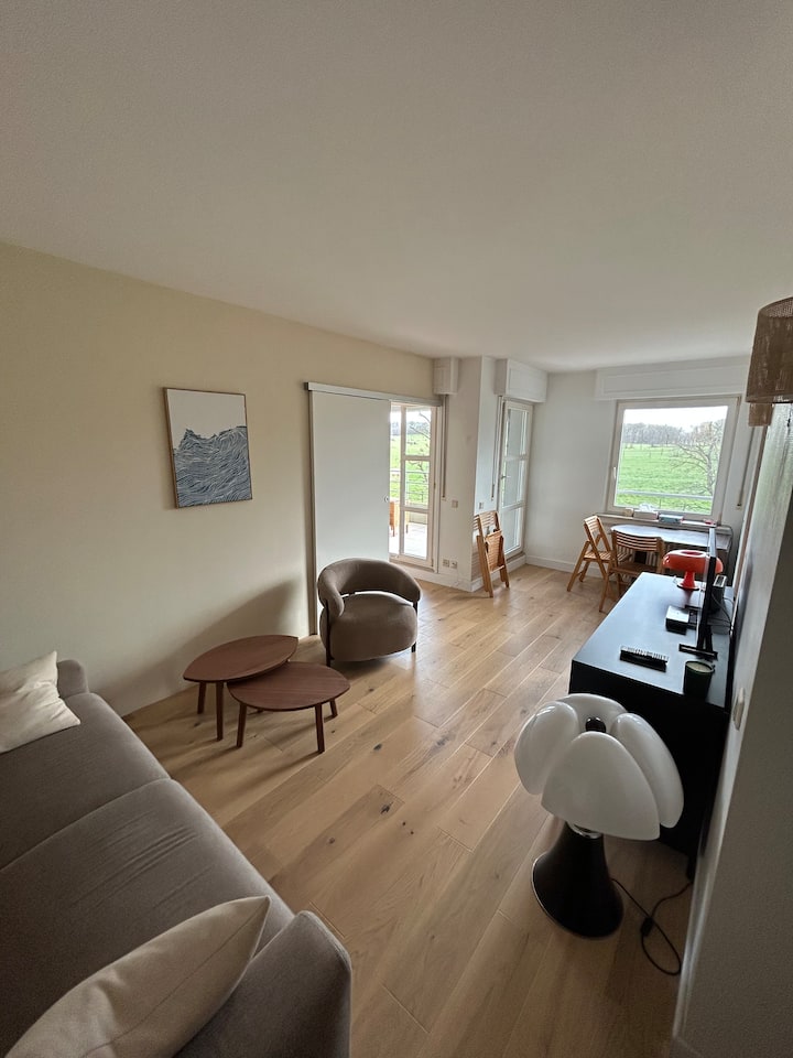 Appartement Une Chambre Roeser Avec Parking - Roeser