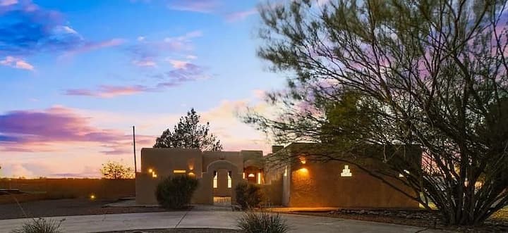 Comfortable Southwest Stay In Deming - Rockhound State Park, Deming