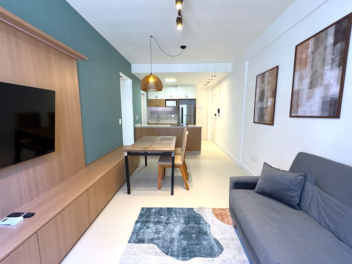 Apto Central Reformado E Decorado - Florianópolis