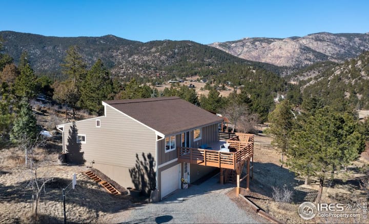 Elevated Lyons Mountain Retreat - Lyons, CO