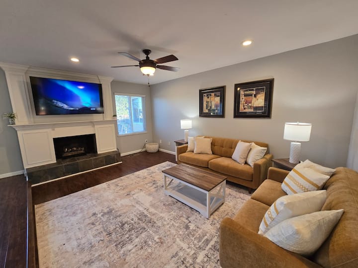 East Avenue Estate | Modern • Spacious • Private - Union City, CA